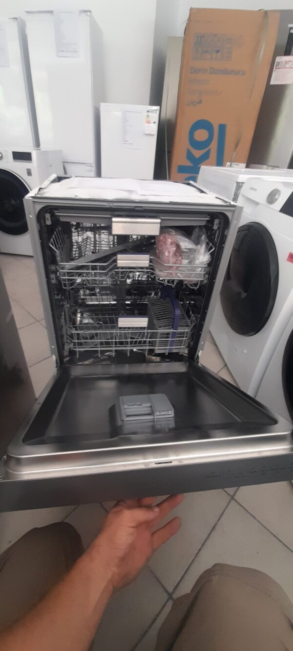 Beko BG 640 EXTI Beépíthető Mosogatógép 16 Terítékes FlexiDrawer ...
