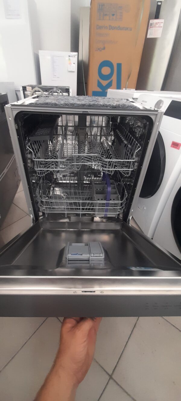 Beko DIO 55420 X4Y Beépíthető Mosogatógép 60cm Önbeálló Ajtórugó Quick ...